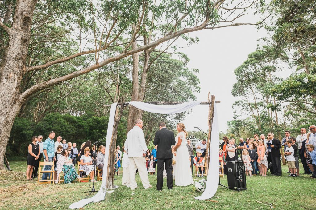 DRIFTWOOD RUSTIC ARBOUR - The Wedding Creators