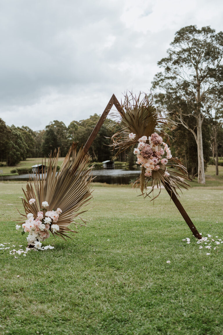 WOODEN TRIANGLE ARBOUR - The Wedding Creators