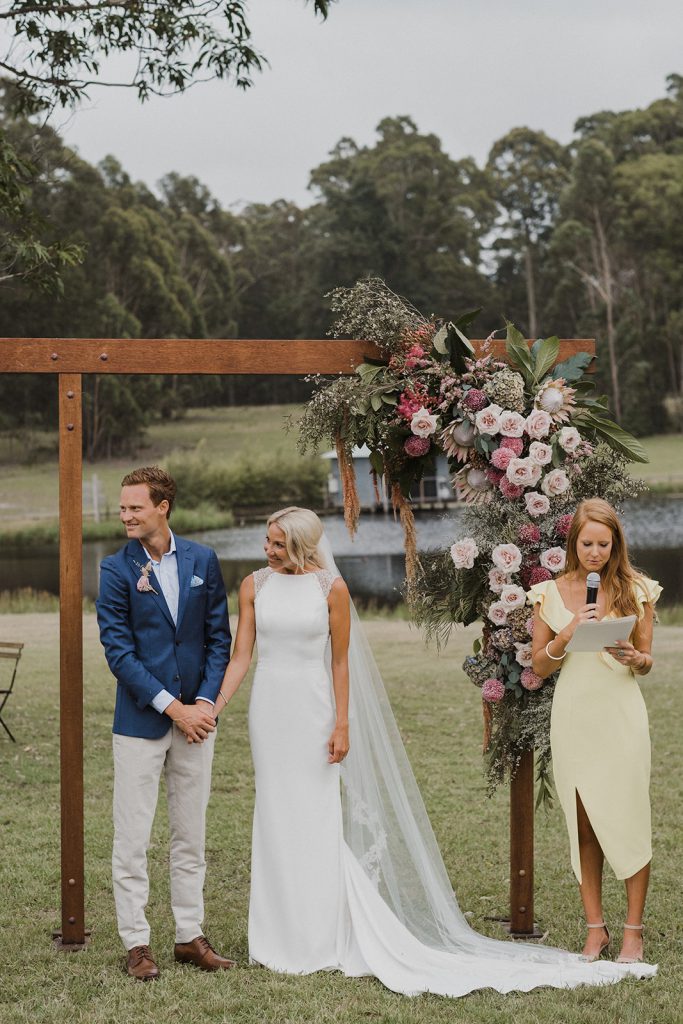 TWO POST TIMBER ARBOUR - The Wedding Creators