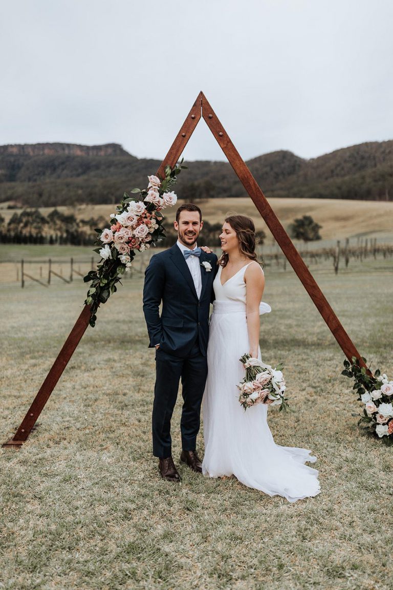 WOODEN TRIANGLE ARBOUR - The Wedding Creators