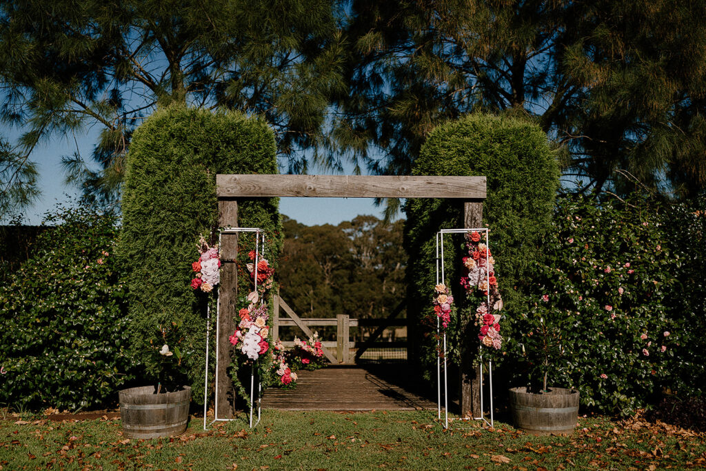 Ceremony White Freestanding Plinths - The Wedding Creators