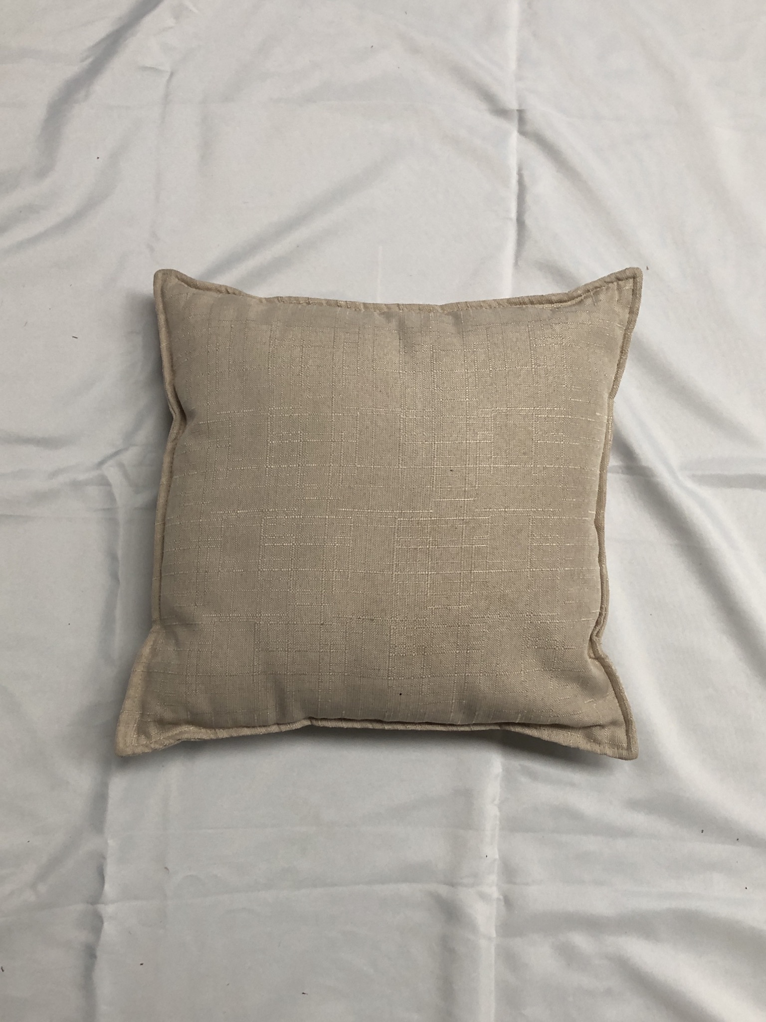 BEIGE CUSHION – The Wedding + Event Creators