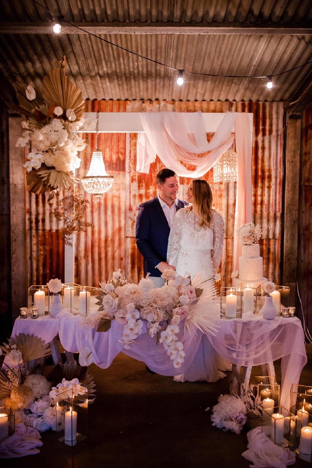 Wedding/Bridal Table Backdrop – The Wedding + Event Creators