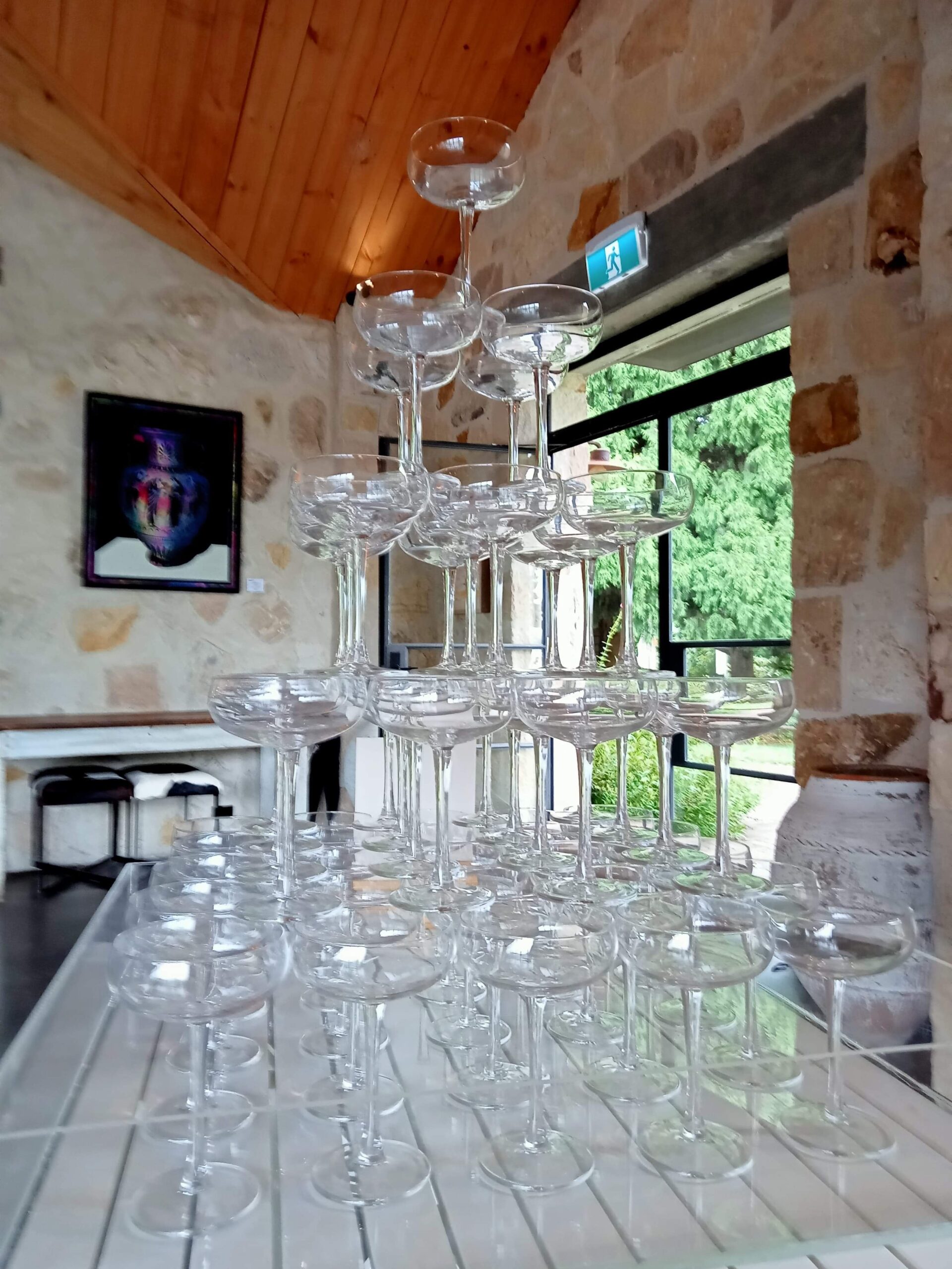 Acrylic Champagne Tray – The Wedding + Event Creators