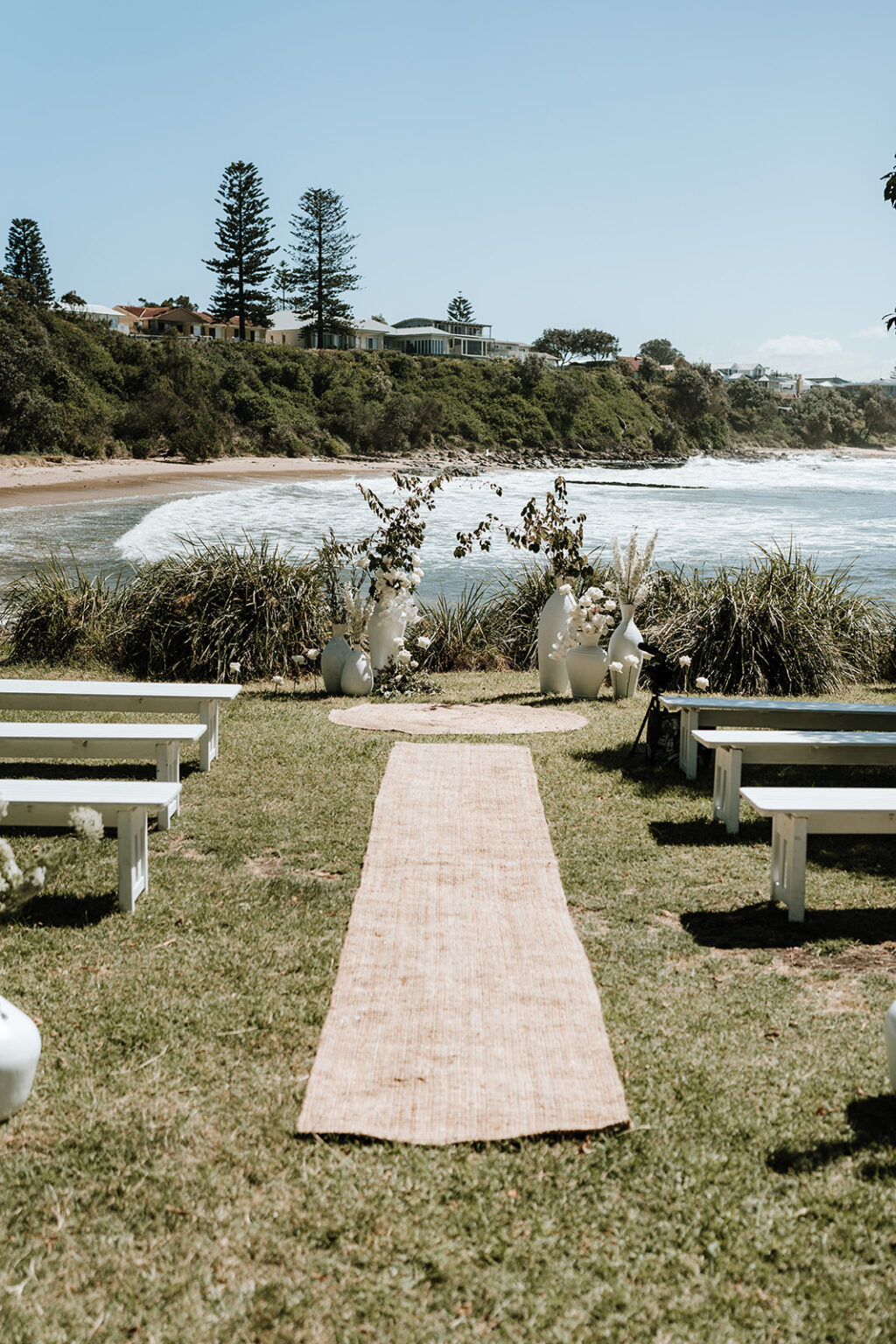 WHITE OUTDOOR BENCH SEAT - The Wedding Creators
